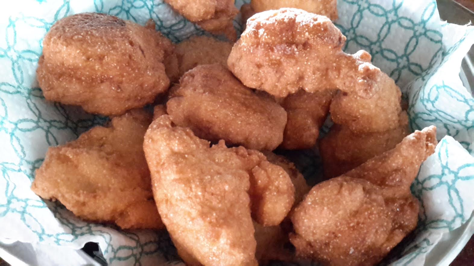 Mieliemeel (maize meal) Vetkoek with Onion Recipe - South African ...